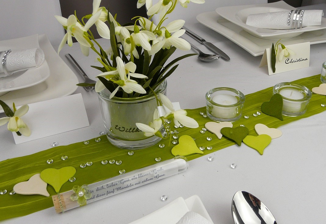 12 Streuherzen aus Karton in 3 Farben, Streudeko